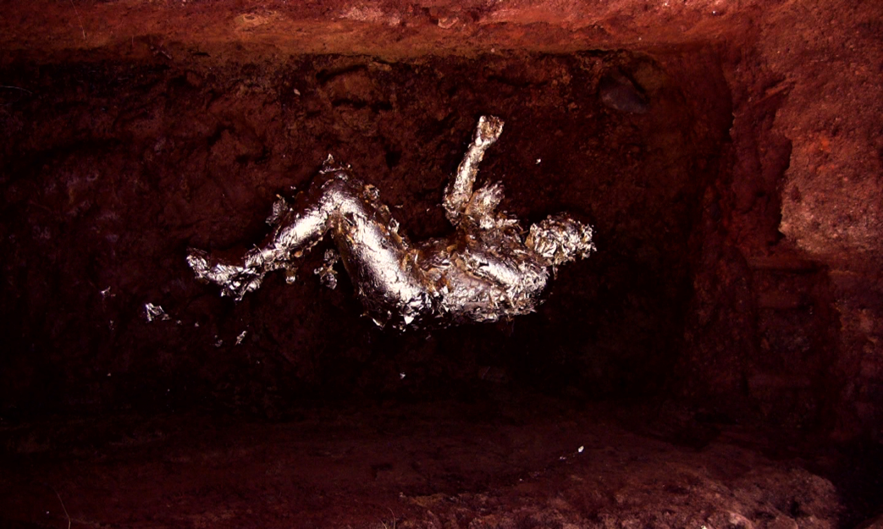 ArtDependence | The Aestheticized Interview with Johan Thom (South Africa)