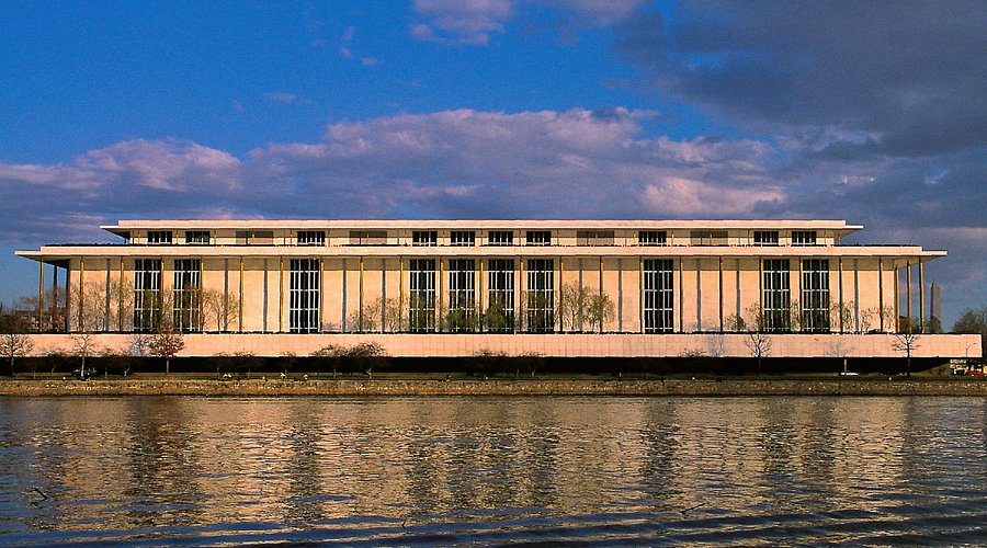 ArtDependence | New Board elects President Trump Chair of Kennedy Center